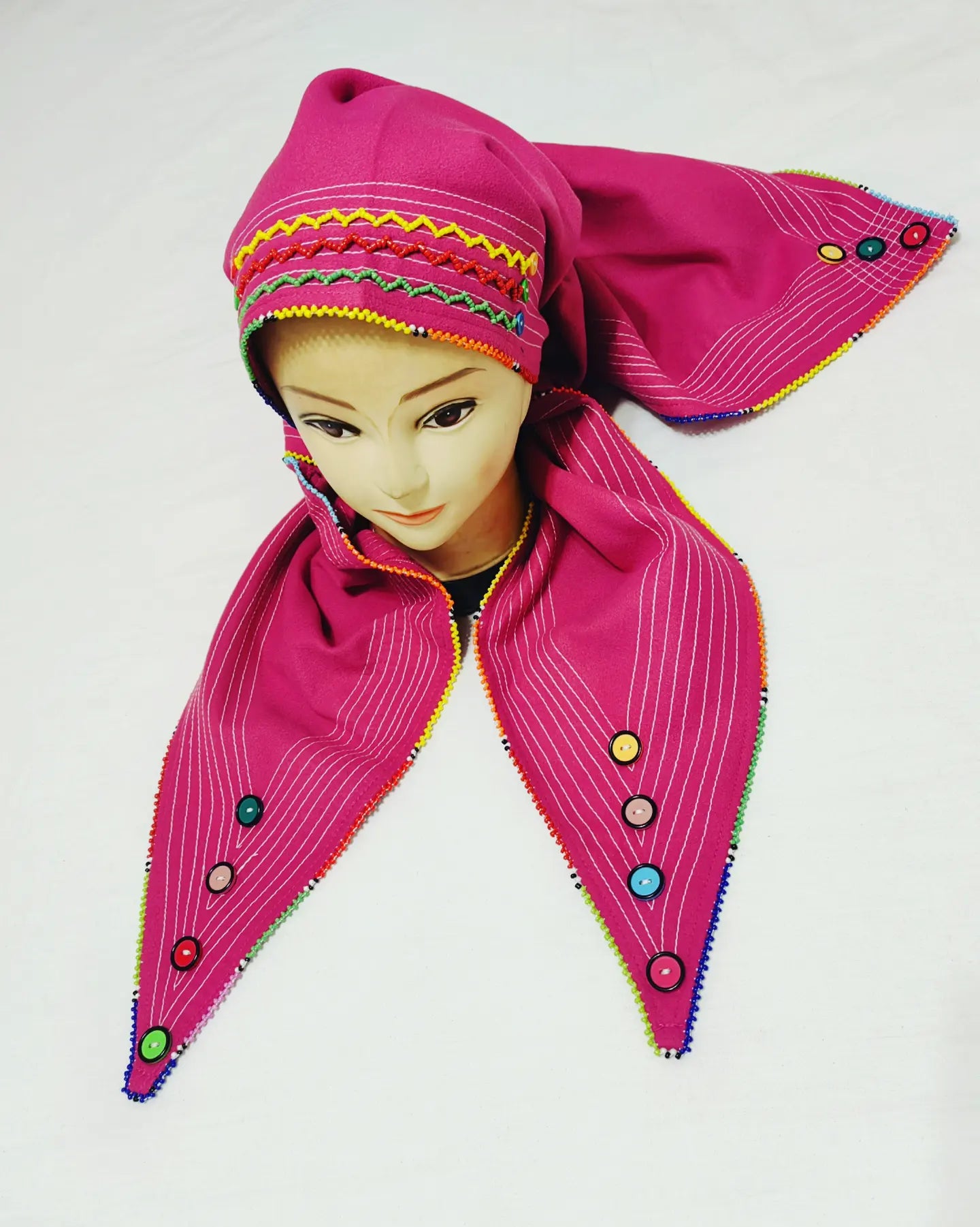 Beaded Triangle Doek – Nam Jewelry